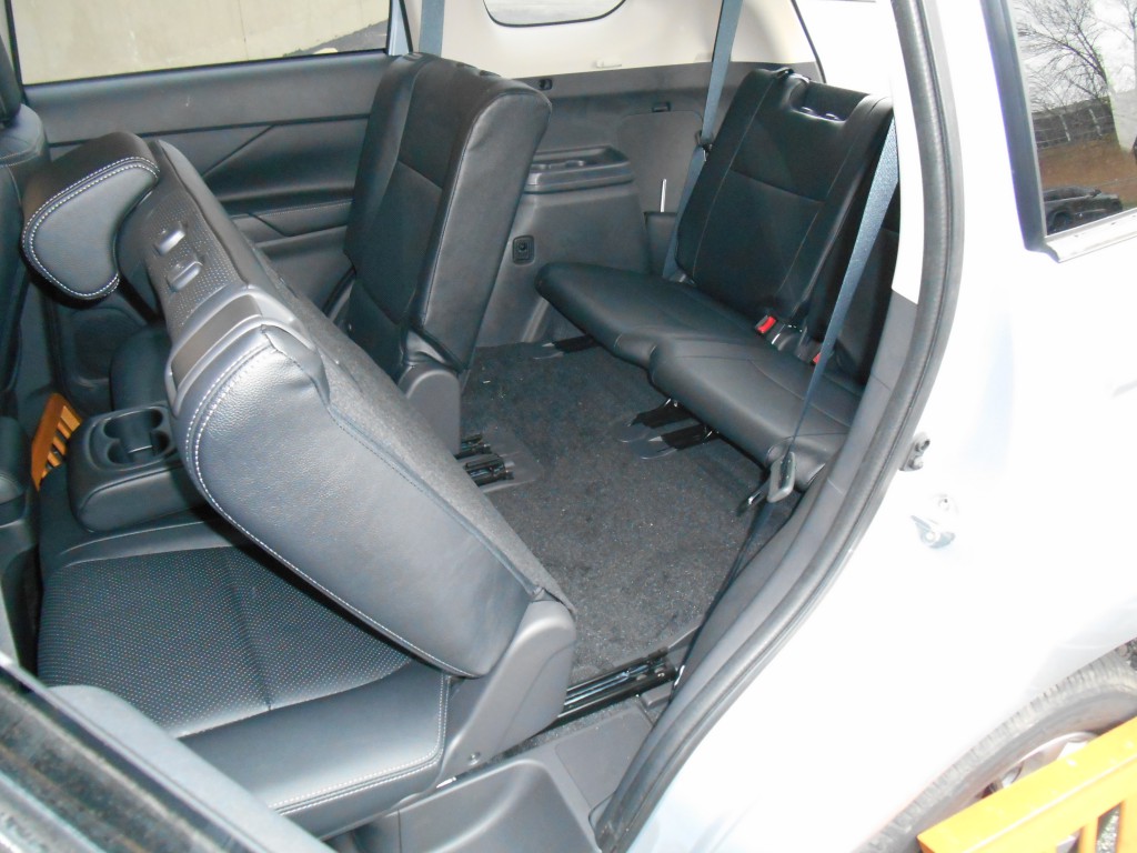 Extended-Use Welcome: 2014 Mitsubishi Outlander | The Daily Drive ...