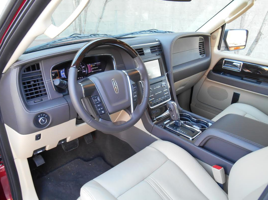 Test Drive: 2015 Lincoln Navigator | The Daily Drive | Consumer Guide®