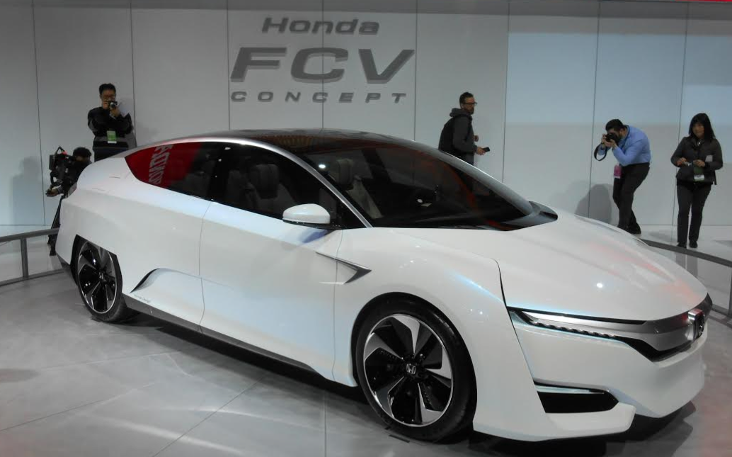 Next-Gen Hydrogen: Honda FCV Concept | The Daily Drive | Consumer Guide®