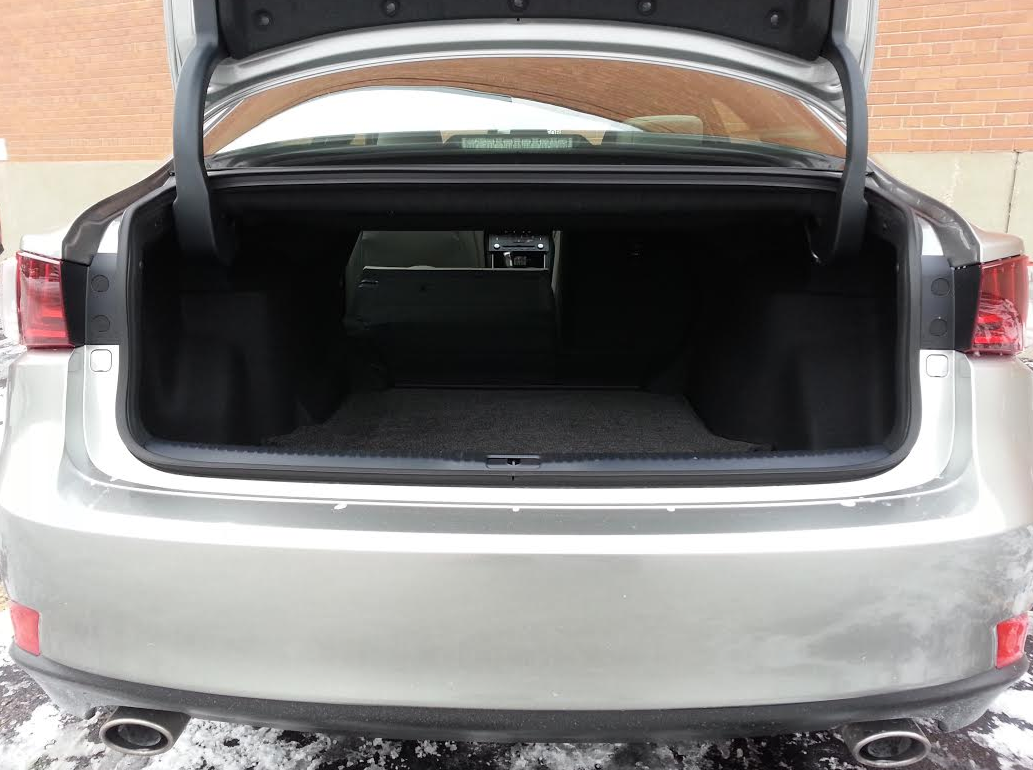 Test Drive: 2015 Lexus IS 350 F Sport | The Daily Drive | Consumer Guide®