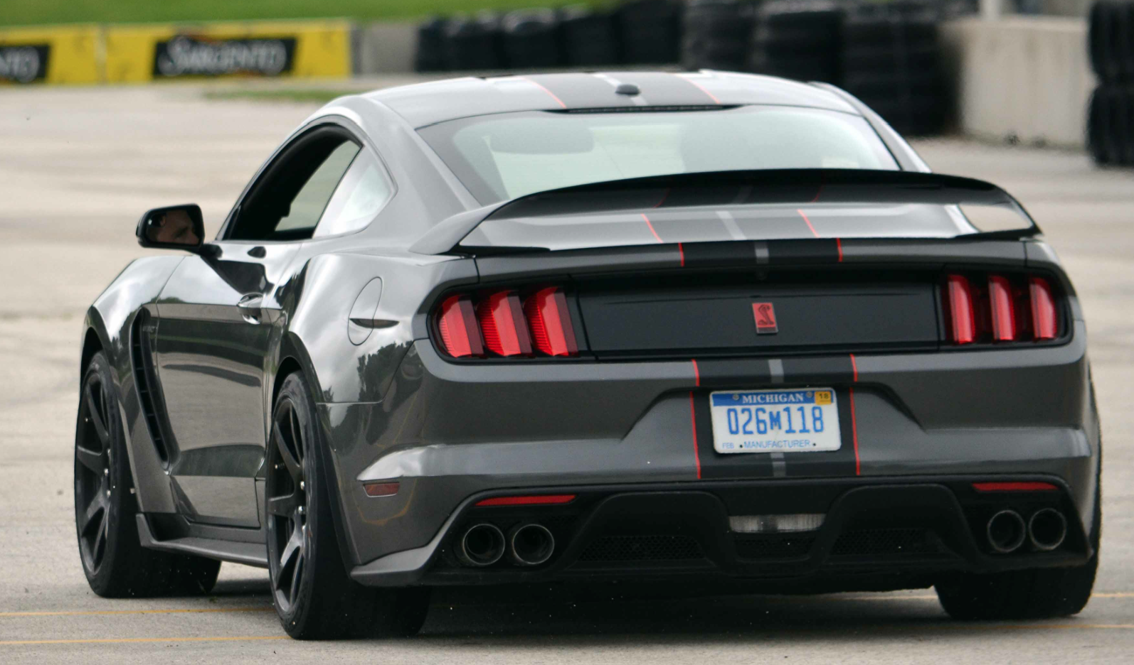First Spin: 2016 Ford Shelby GT350 and GT350R Mustang | The Daily Drive ...