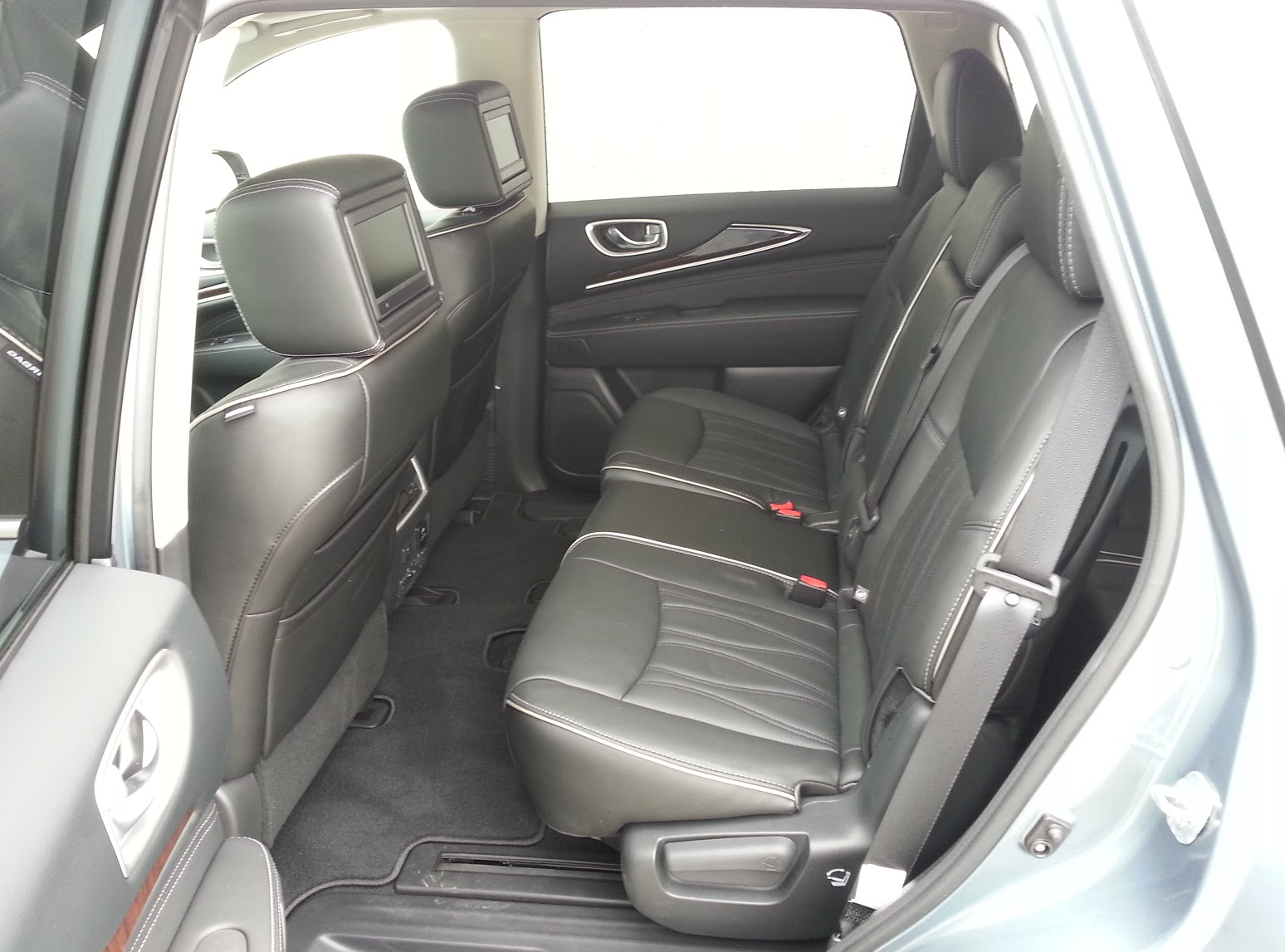 2016 Infiniti QX60: Test Drive | The Daily Drive | Consumer Guide®