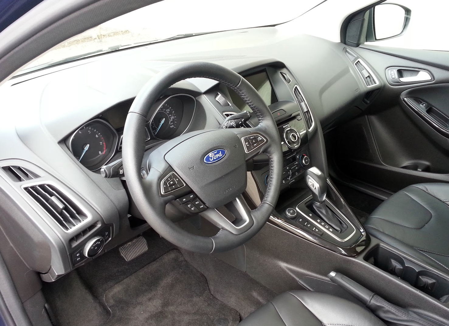 Test Drive: 2016 Ford Focus Titanium | The Daily Drive | Consumer Guide®