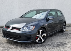Test Drive: 2016 Volkswagen Golf GTI SE | The Daily Drive | Consumer Guide®