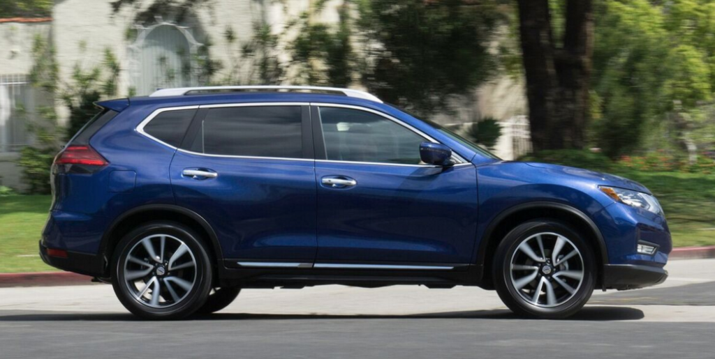 Nissan Rogue Dogue