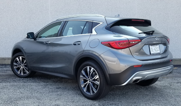 2017 Infiniti QX30
