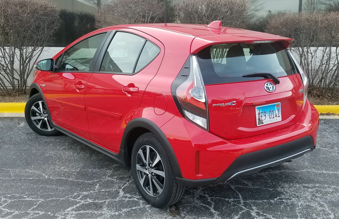 Test Drive: 2018 Toyota Prius c | The Daily Drive | Consumer Guide®