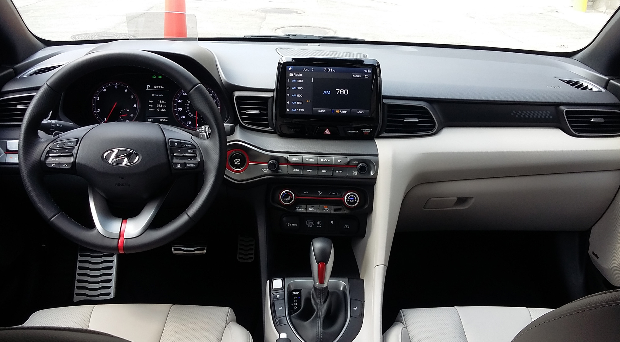 2019 Hyundai Veloster