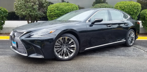 Test Drive: 2018 Lexus LS 500h | The Daily Drive | Consumer Guide® The ...
