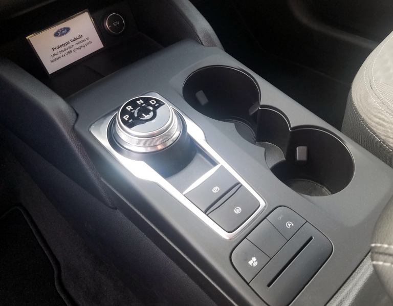 First Look: 2020 Ford Escape | The Daily Drive | Consumer Guide®