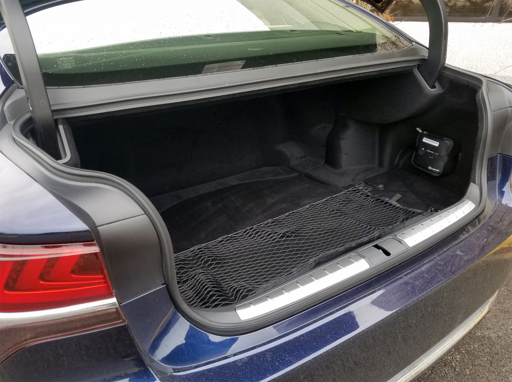 Quick Spin: 2020 Lexus LS 500h | The Daily Drive | Consumer Guide®