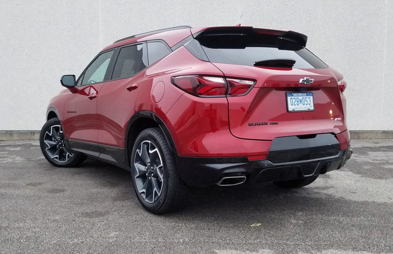 Quick Spin: 2021 Chevrolet Blazer RS | The Daily Drive | Consumer Guide®