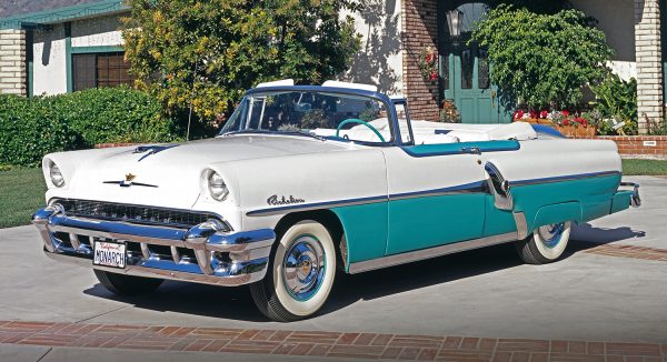 Photo Feature: 1955 Monarch Richelieu | The Daily Drive | Consumer Guide®