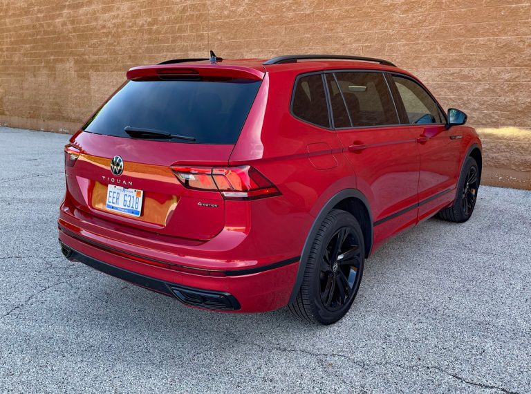 2024 Volkswagen Tiguan SE R-Line Black: Review, Prices, and Specs | The ...