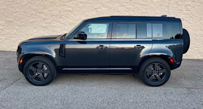 2024 Land Rover Defender 110 X-Dynamic SE: 5 Cool Things | The Daily ...