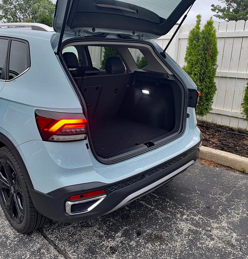 2025 Volkswagen Taos SEL: Review, Prices, and Specs | The Daily Drive ...