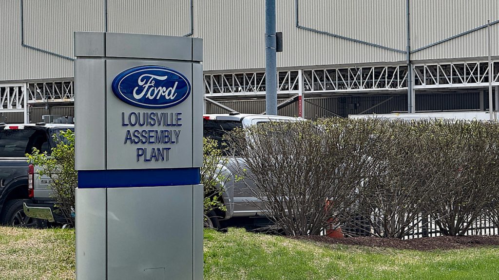 Ford's "Model T Moment" | The Daily Drive | Consumer Guide®