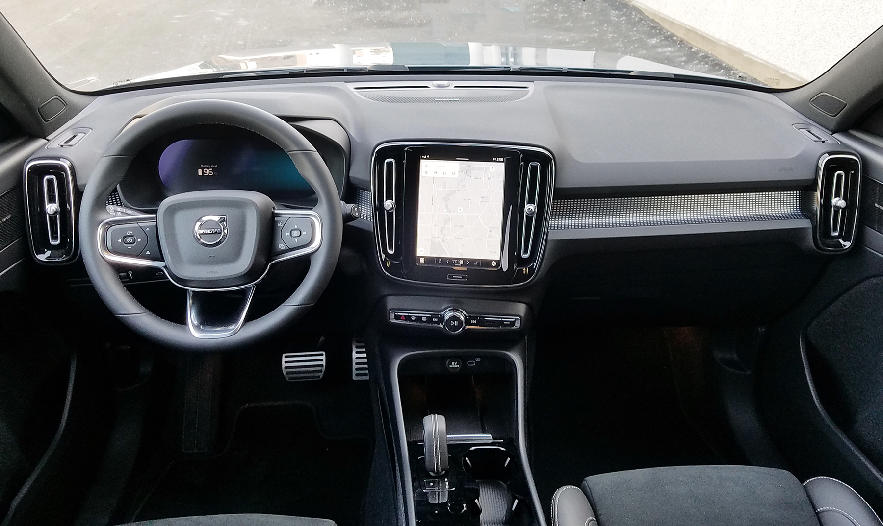 Test Drive Gallery: 2022 Volvo XC40 Recharge Twin Ultimate | The Daily ...