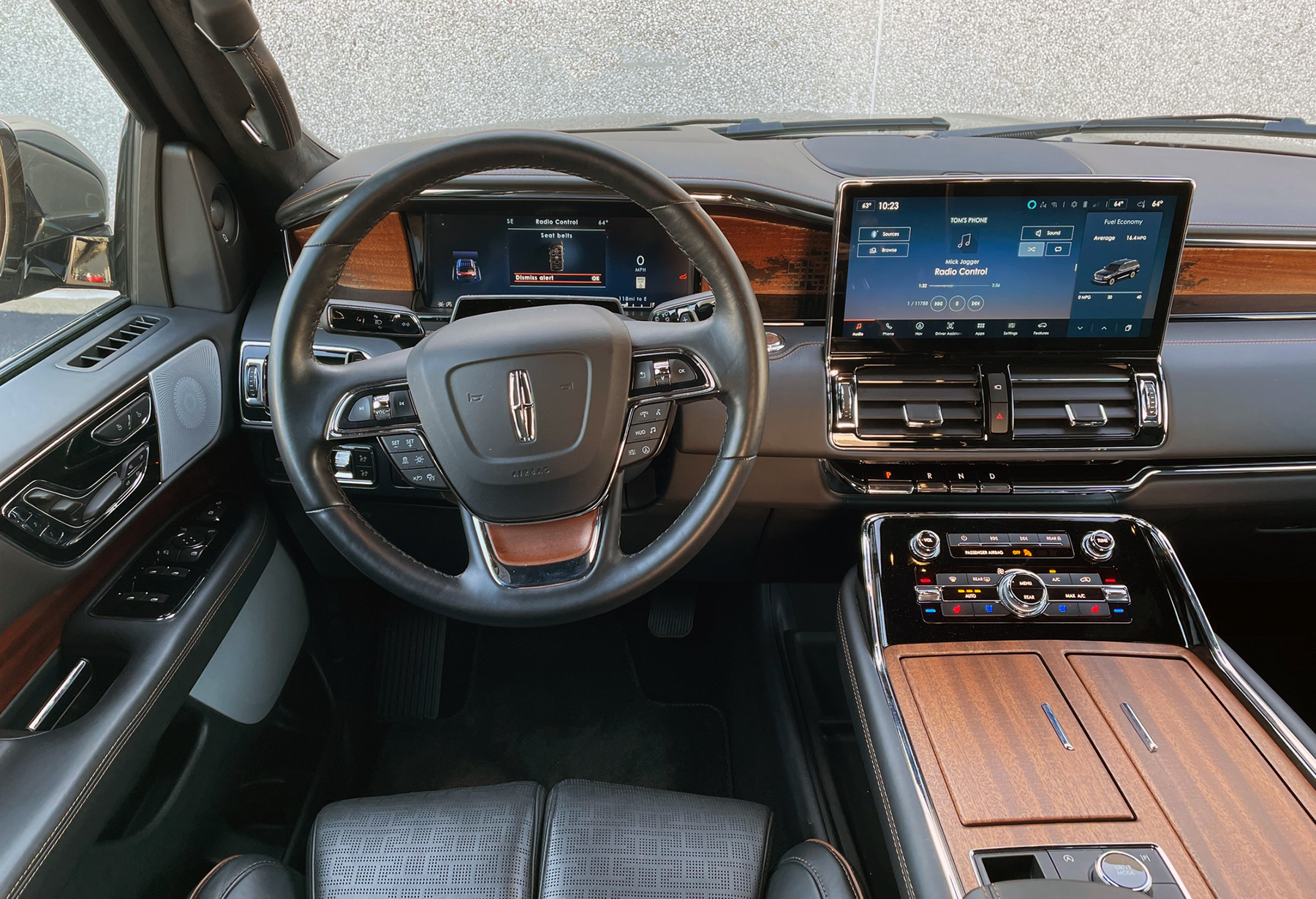 2022 Lincoln Navigator Black Label: Review, Prices, and Specs | The ...