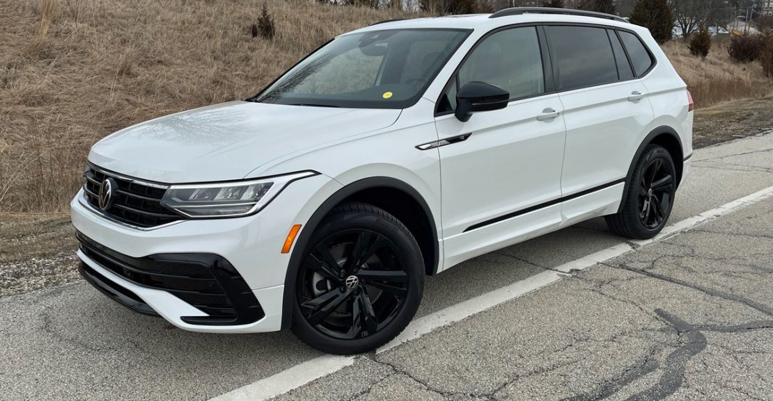 5 Cool Things About the 2023 Volkswagen Tiguan R-Line Black | The Daily ...